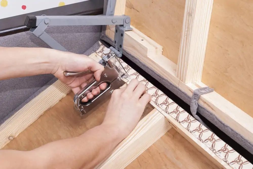 5 Best Staple Guns for Upholstery (2022 Reviews) - Sensible Digs
